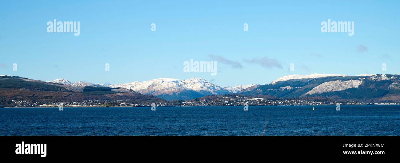 The Clyde Estuary at Inverkip Bay, Western Scotland, UK showing snow ...