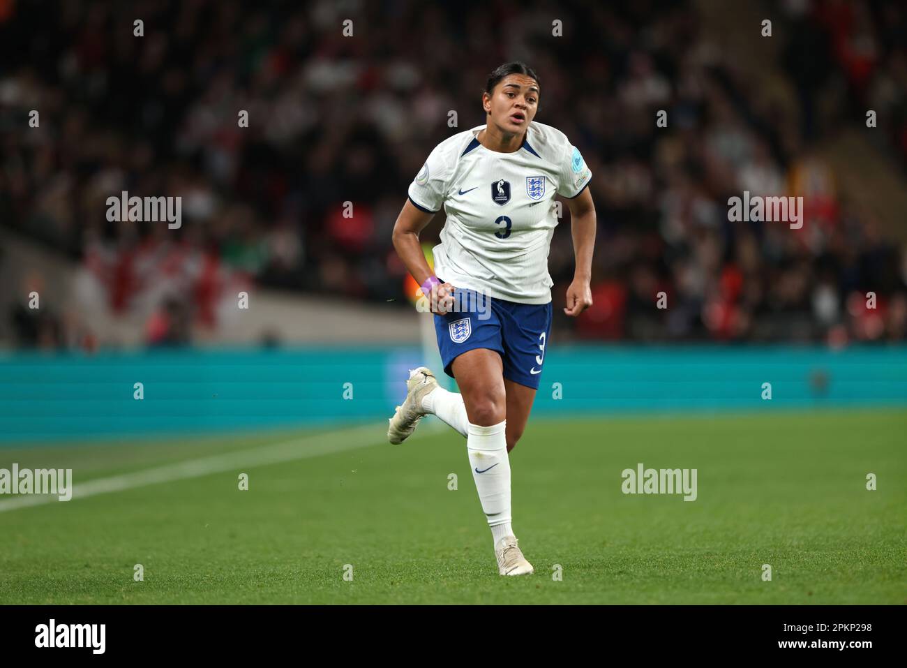 Jess Carter (E) at the England v Brazil UEFA Women's Finalissima 2023 ...