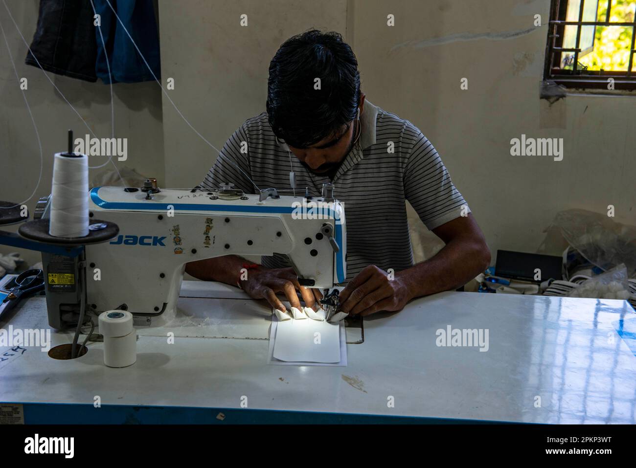 Cricket machine hi-res stock photography and images - Alamy