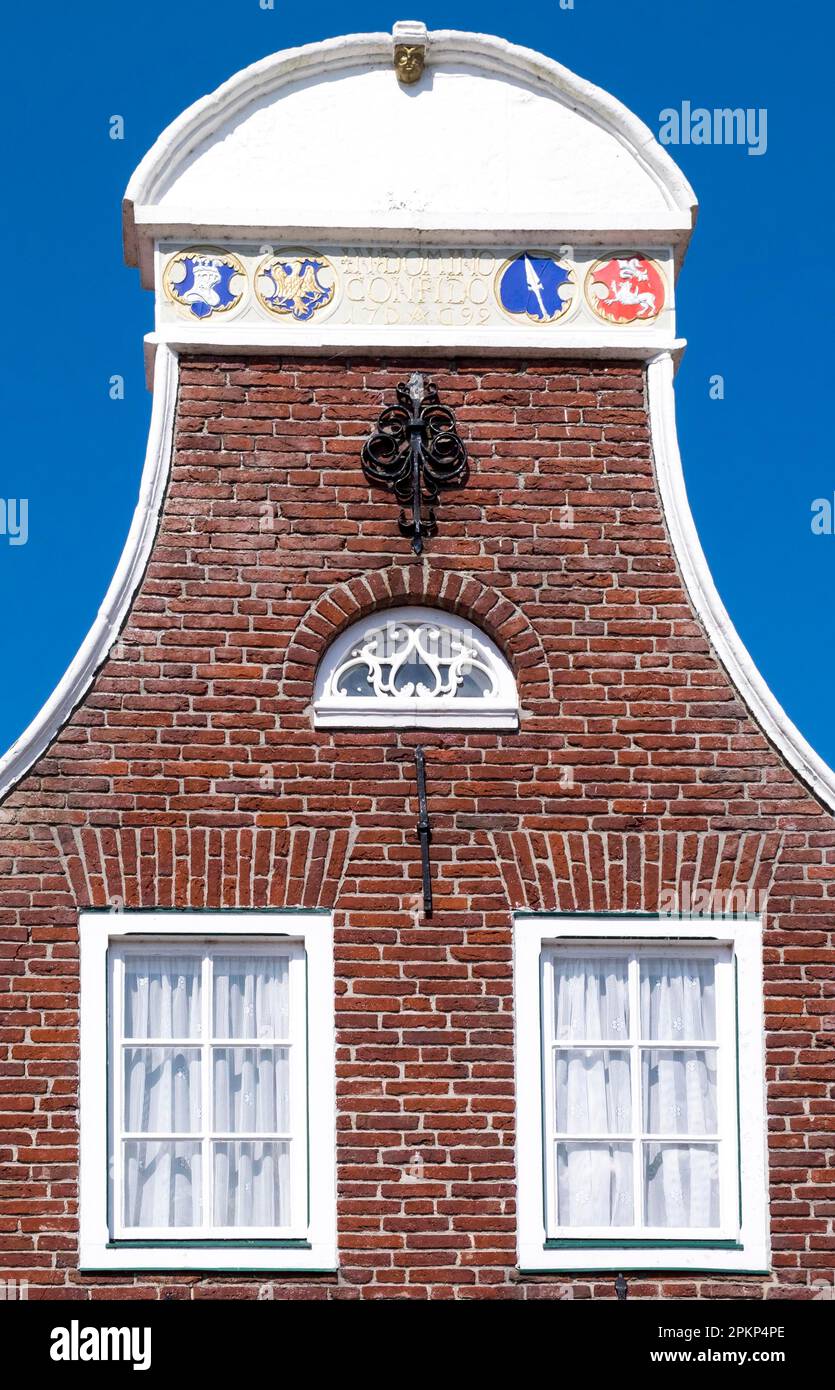 Gable, Dutch-style house at the harbour, Greetsiel, Krummhörn, East ...