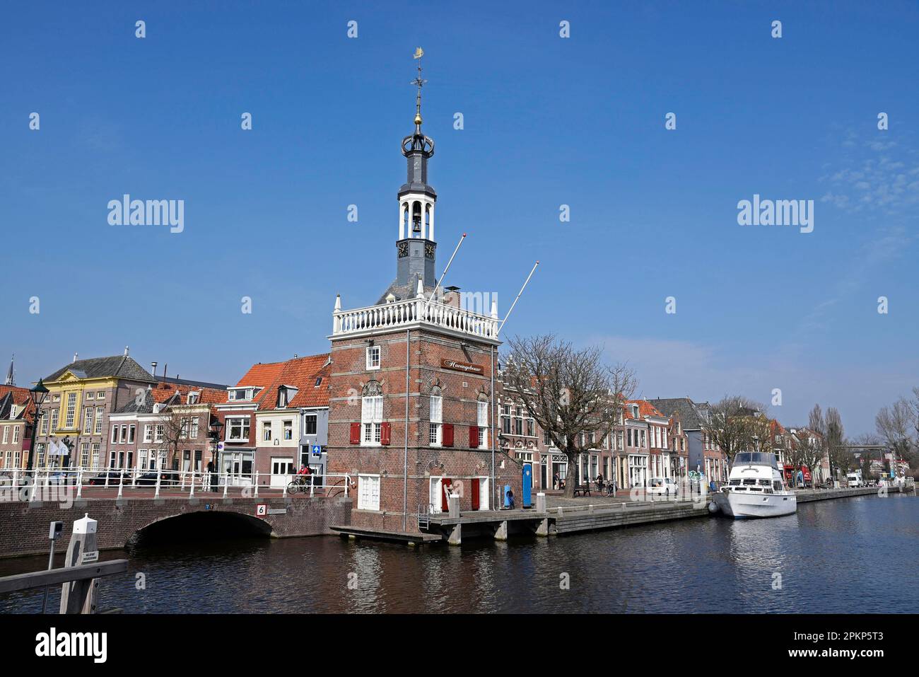 Harbour building, Holland, Port, Tower, Canal, Canal, Alkmaar, North ...