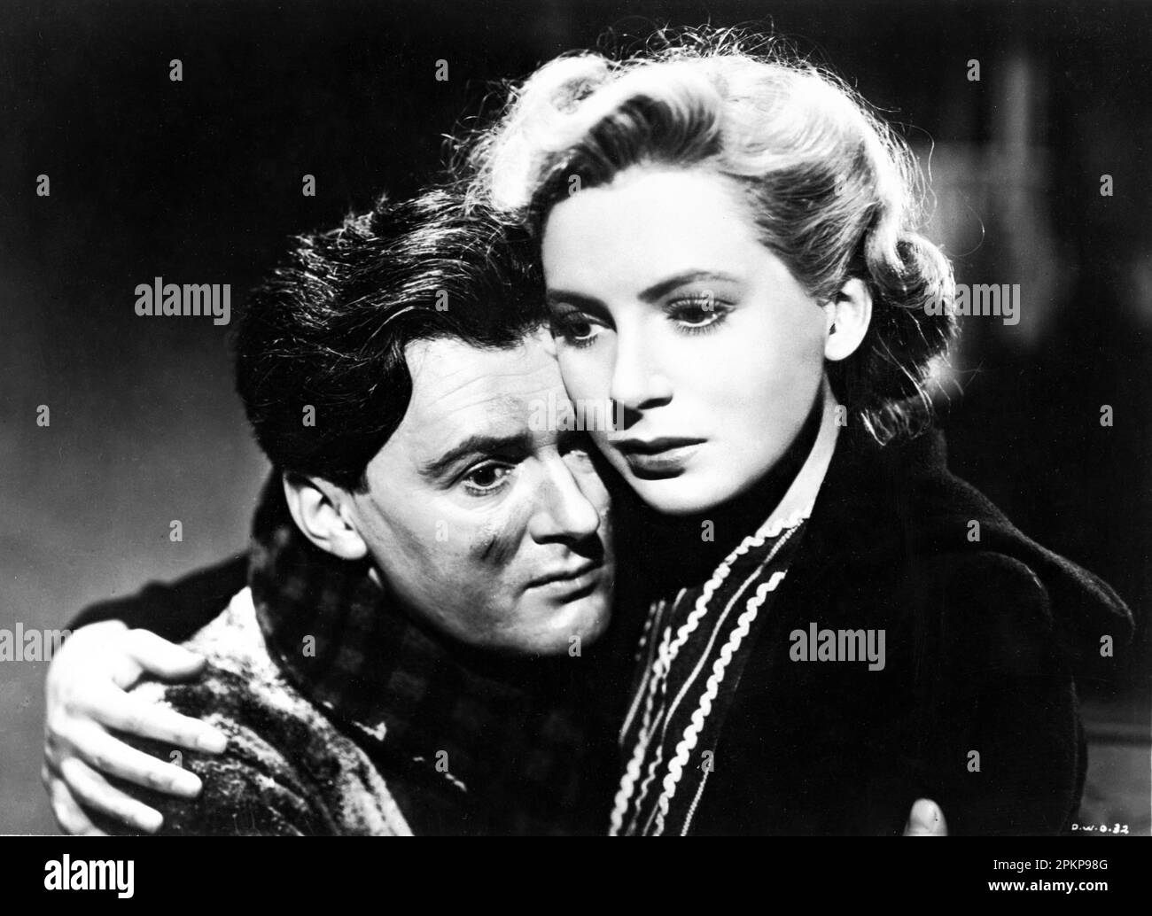HUGH WILLIAMS and DEBORAH KERR in THE DAY WILL DAWN / THE AVENGERS 1942 ...