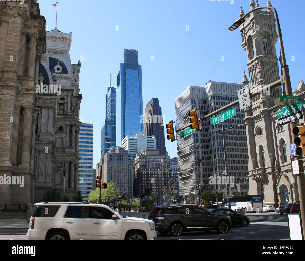 Philadelphia, Pennsylvania, USA - 29 April 2022: Cars moving around the ...