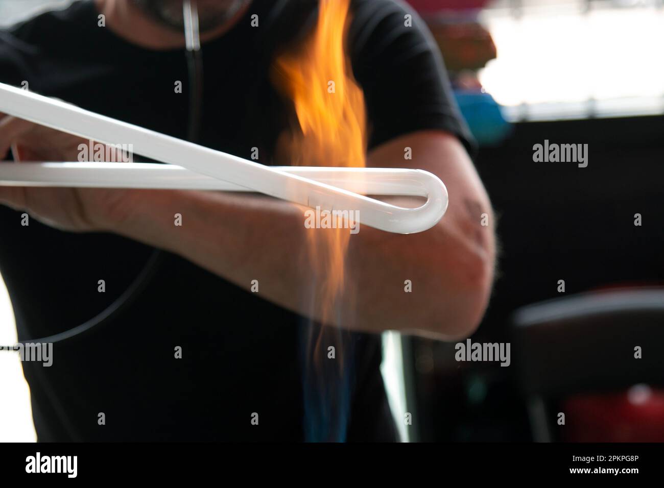Andy Doig Making Neon in Brighton Stock Photo - Alamy