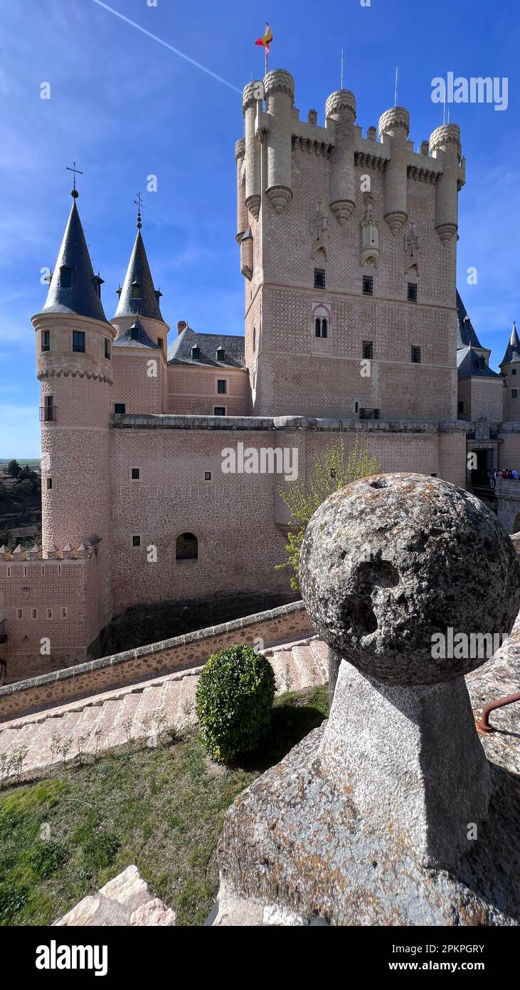 Medieval castle of the Alcazar of Segovia Stock Photo - Alamy
