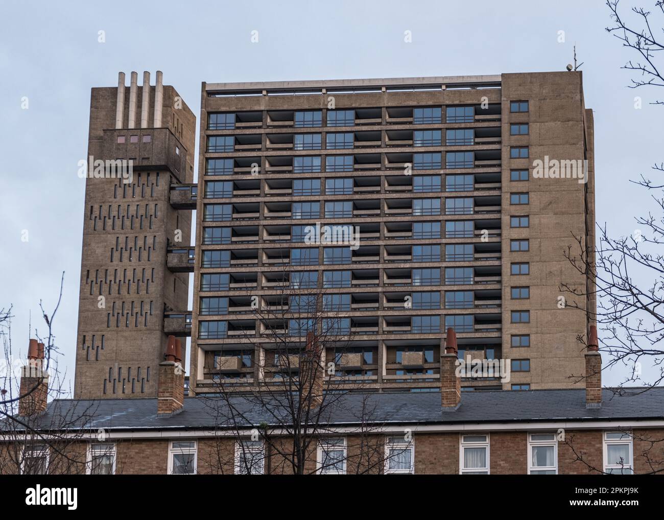 Balfron Tower regeneration, 1960's brutalist tower block by architect ...