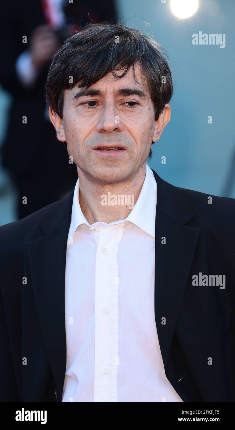 VENICE, ITALY - SEPTEMBER 06: Luigi Lo Cascio attend the "Il Signore ...