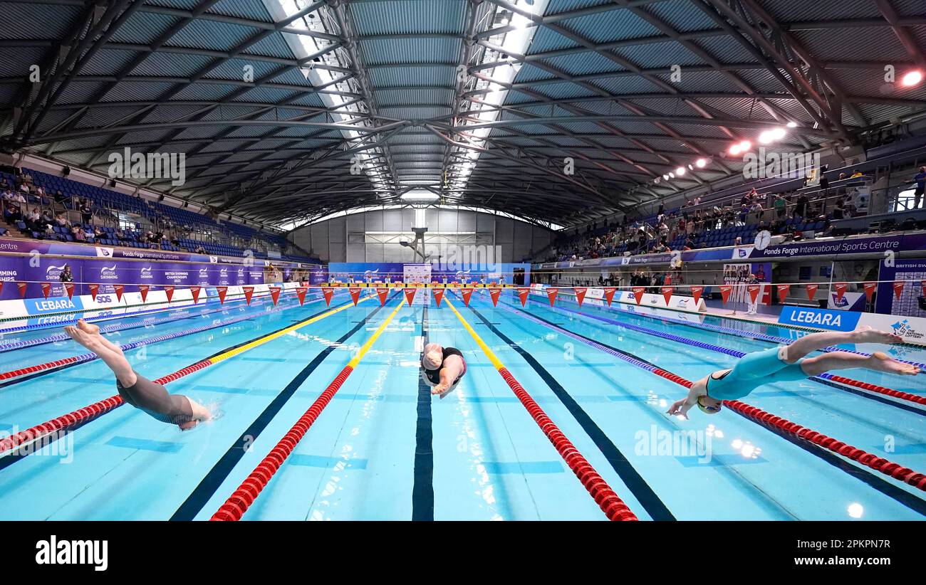 General view of the start of the Women's 100m Breaststroke Heat 1 on ...