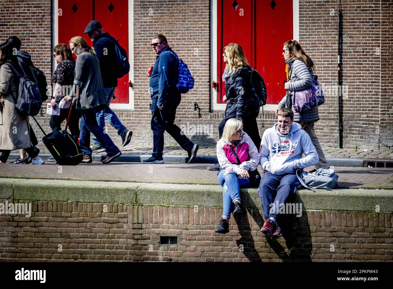 AMSTERDAM - Tourists visit Amsterdam during the Easter weekend. ANP ...