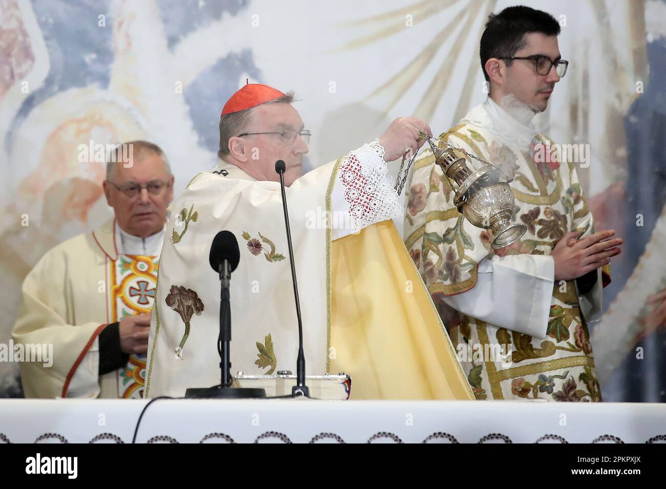Pula, Croatia. 9th Apr 2023. The Archbishop of Zagreb, Cardinal Josip ...