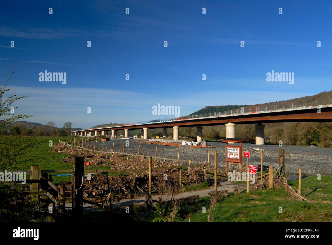 New dovey bridge hi-res stock photography and images - Alamy