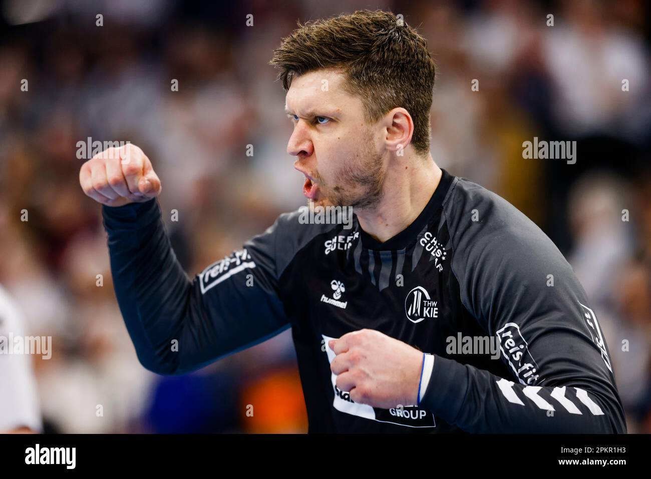 09 April 2023, Schleswig-Holstein, Kiel: Handball: Bundesliga, THW Kiel ...