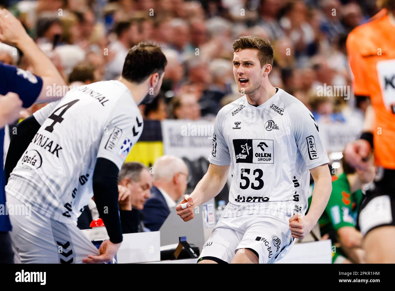 09 April 2023, Schleswig-Holstein, Kiel: Handball: Bundesliga, THW Kiel ...