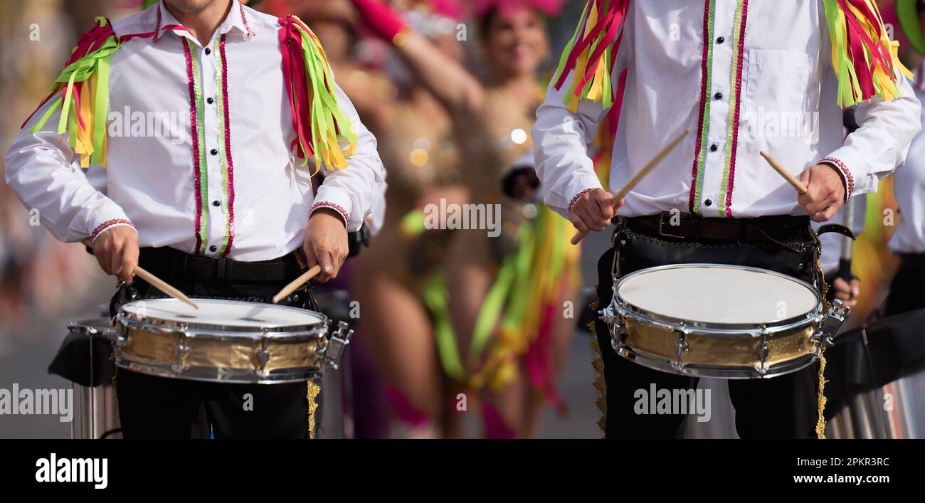 Rio de janeiro carnival drums hi-res stock photography and images - Alamy