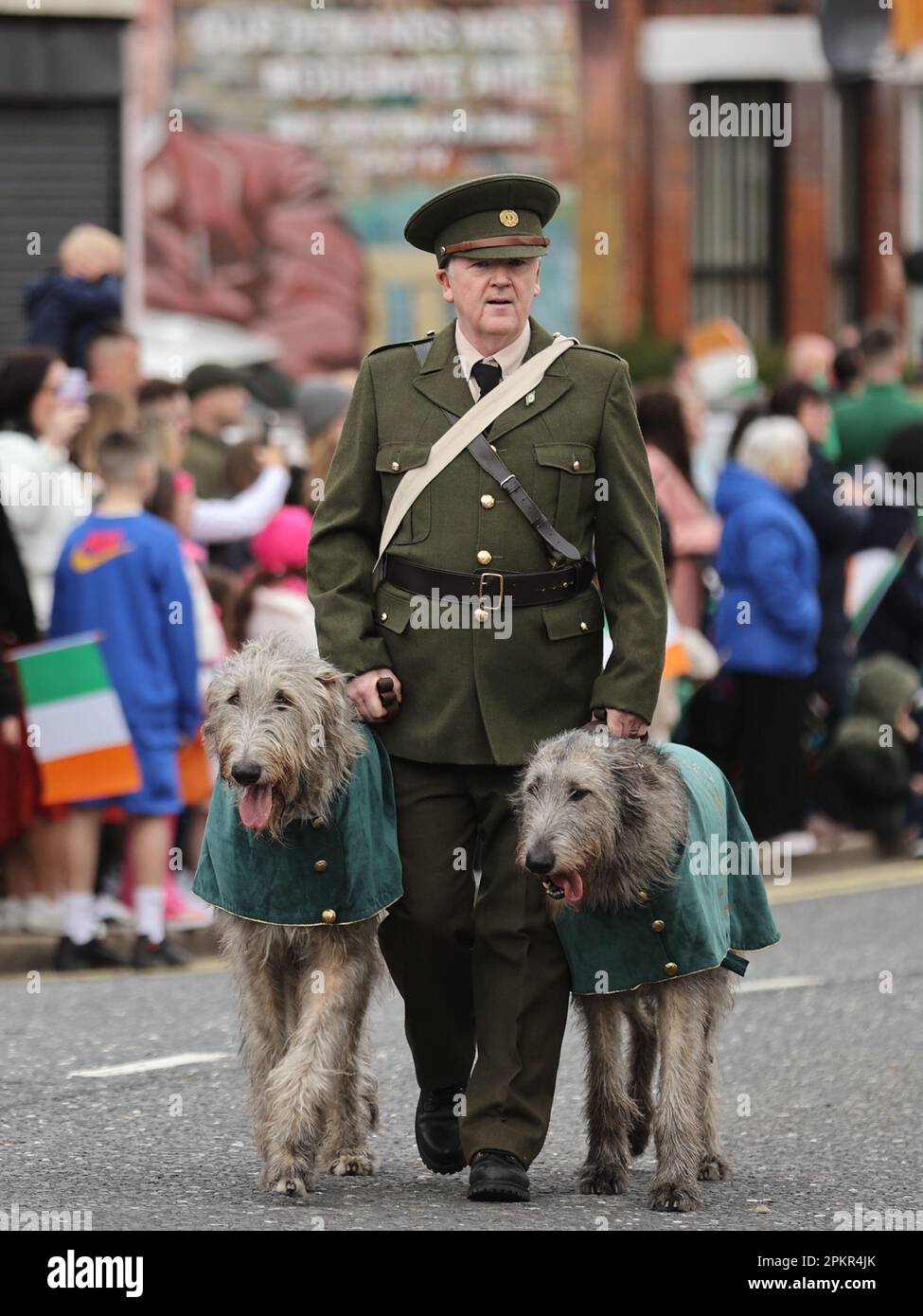 John Donnelly and his Irish Wolfhounds, Taoiseach (left) and Grace ...