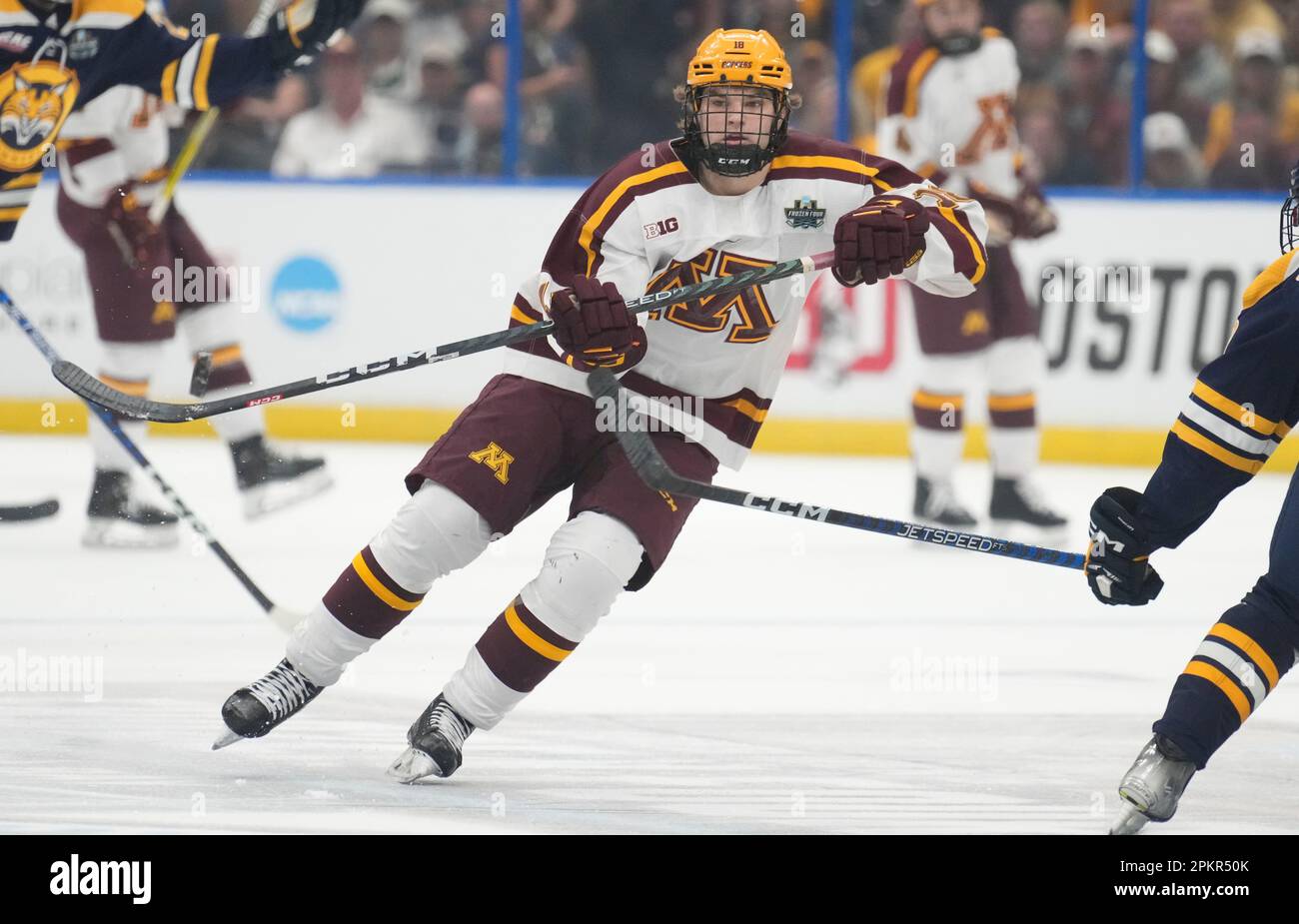 Minnesota forward Mason Nevers (18) against Quinnipiac during the first ...