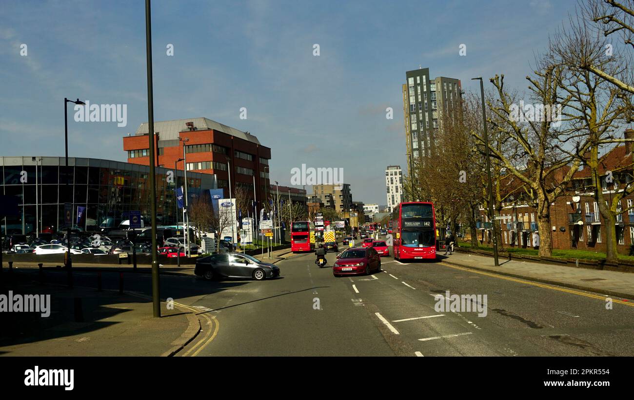 London edgware bus hi-res stock photography and images - Alamy
