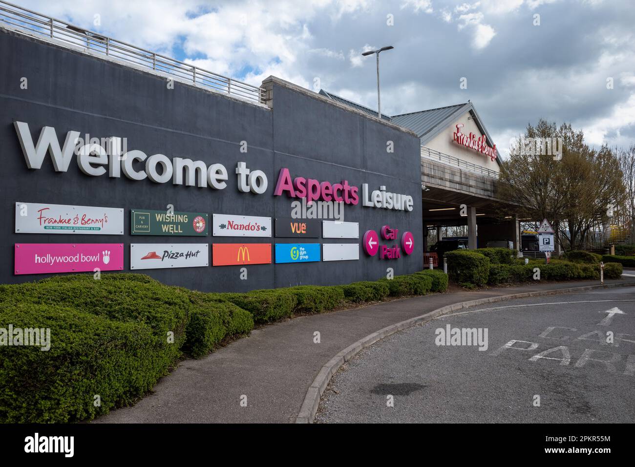 Welcome entrance to Aspects Leisure Park, Hanham, Bristol, UK Stock ...