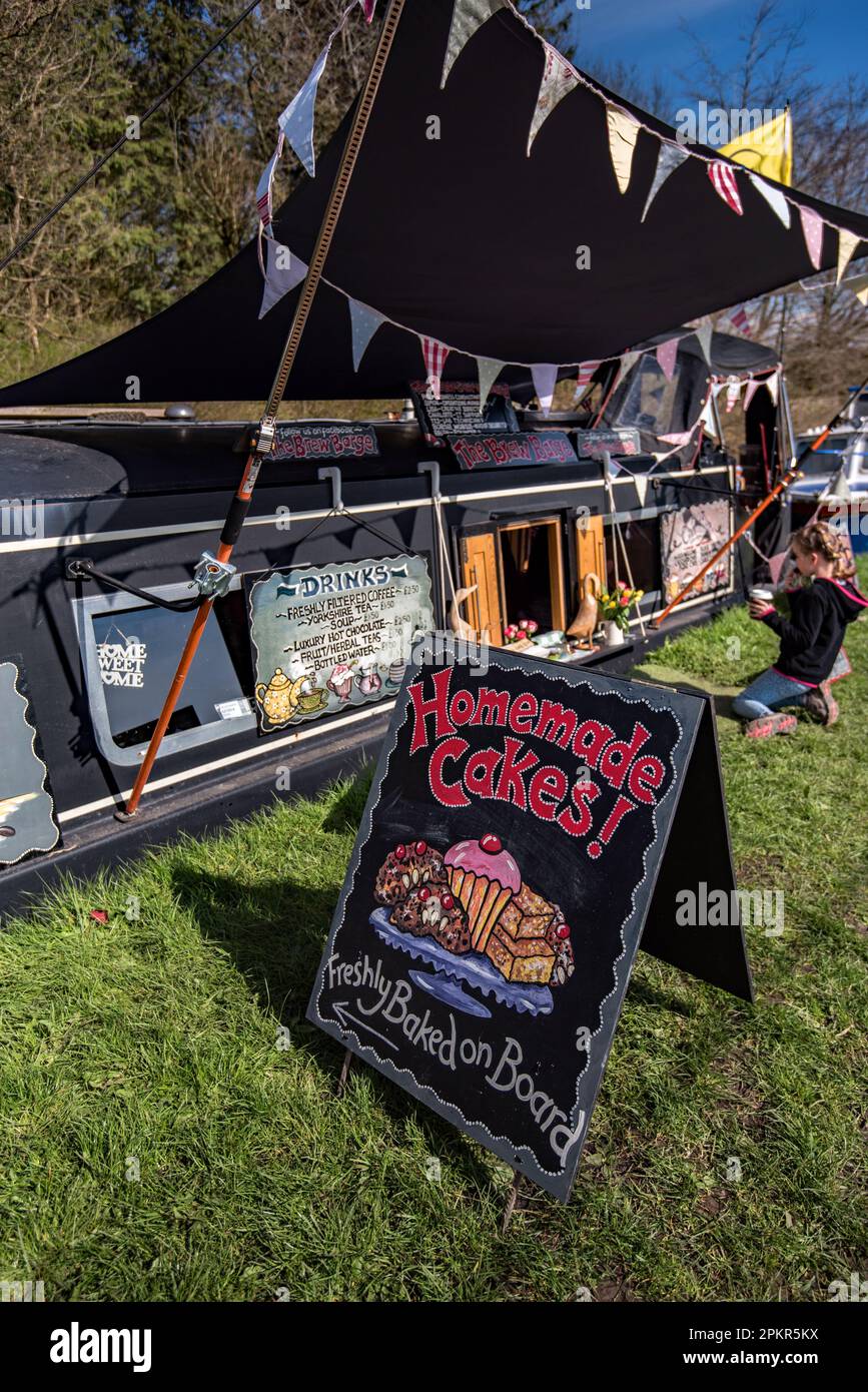 Easter saturday 8th april 2023 gargrave hi-res stock photography and ...