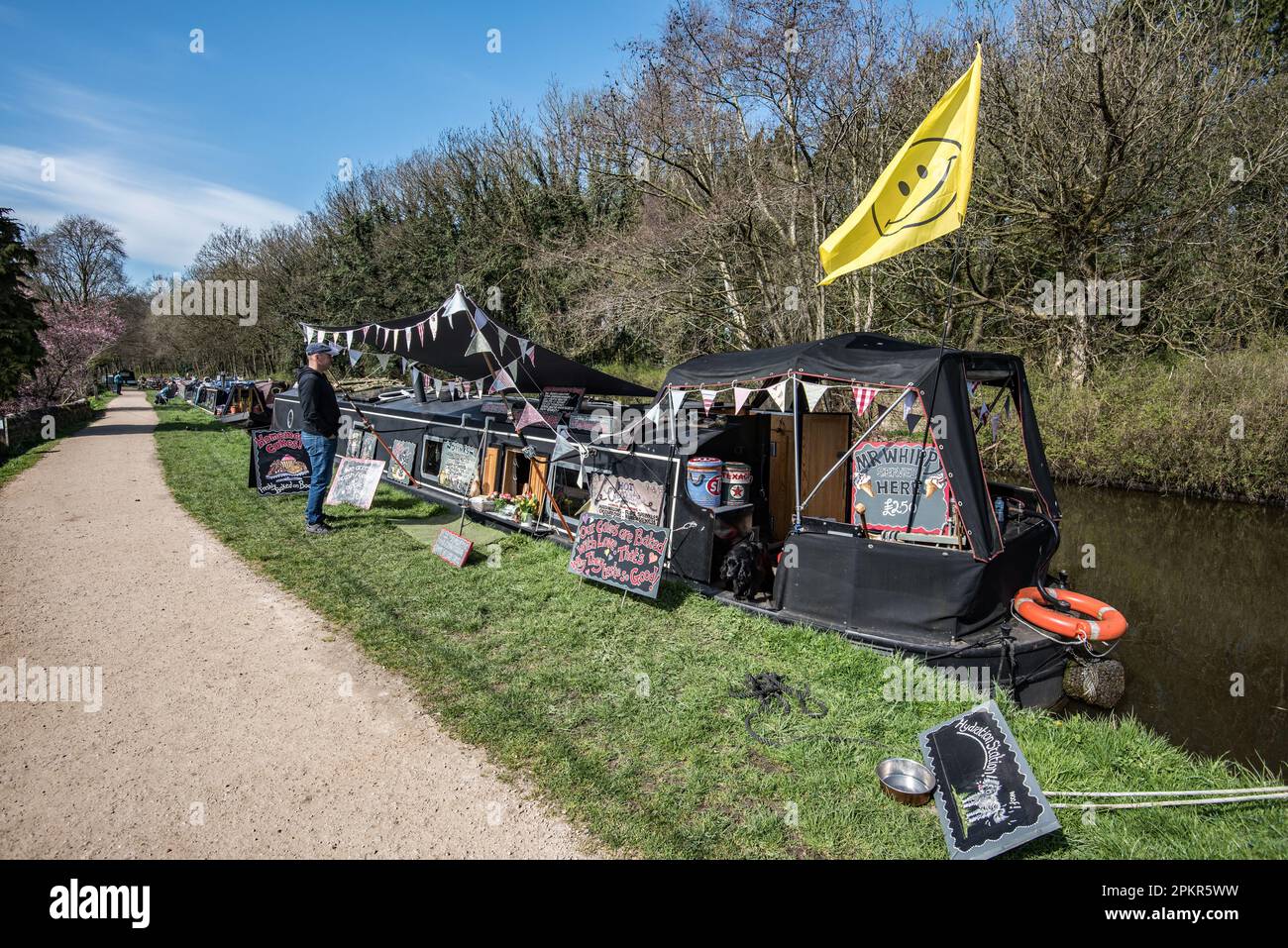 Easter saturday 8th april 2023 gargrave hi-res stock photography and ...