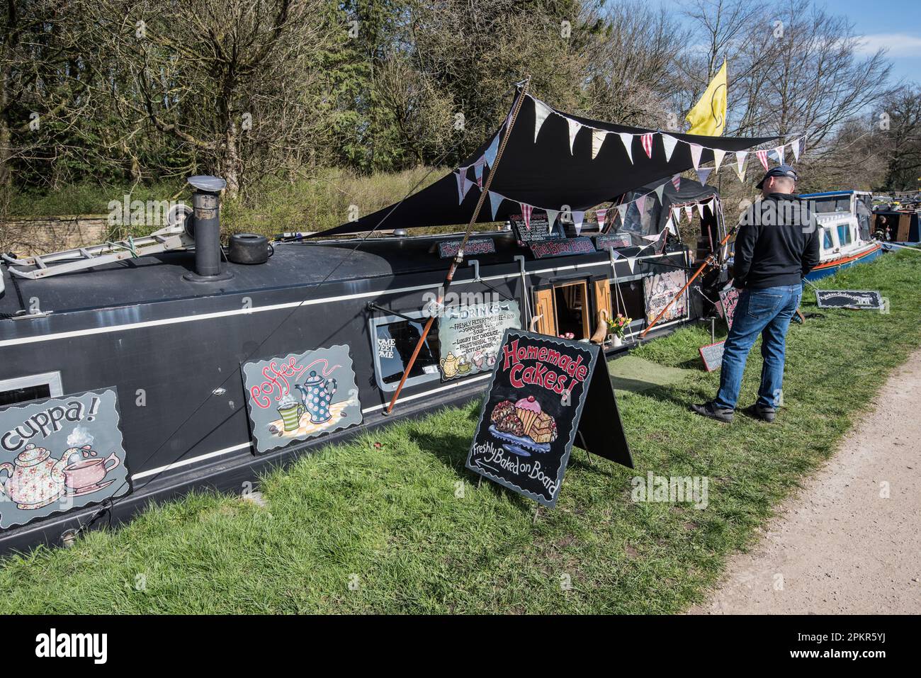 Easter saturday 8th april 2023 gargrave hi-res stock photography and ...