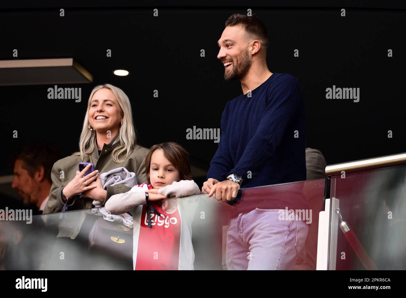 AMSTERDAM - Joy beune and Kjeld Nuis in the stands during the Dutch ...