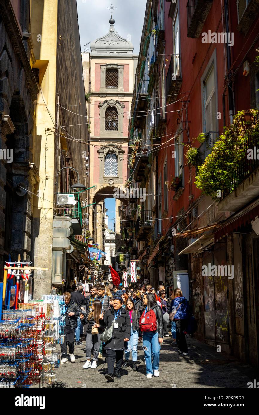 Italien, Neapel, Via S. Gregorio Armeno, (Krippenstrasse Stock Photo ...