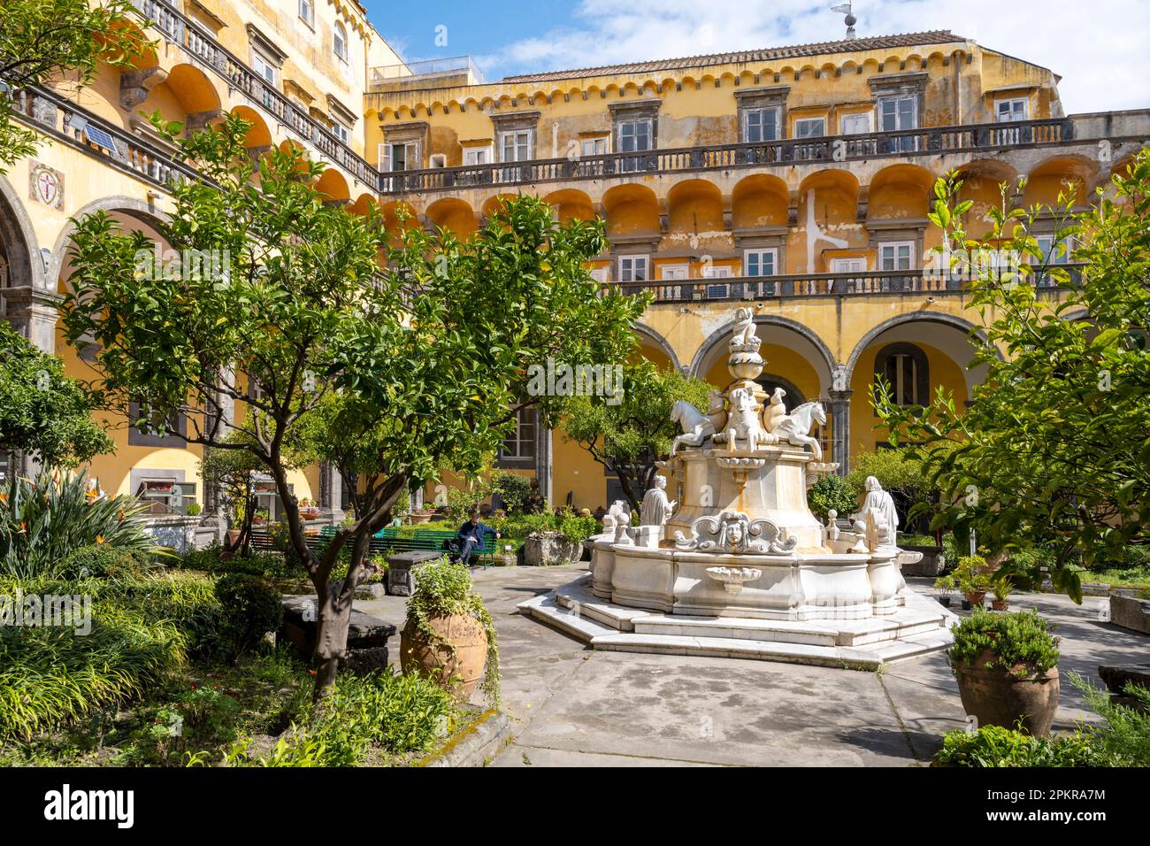 Italien, Neapel, Via S. Gregorio Armeno, Kloster San Gregorio Armeno ...