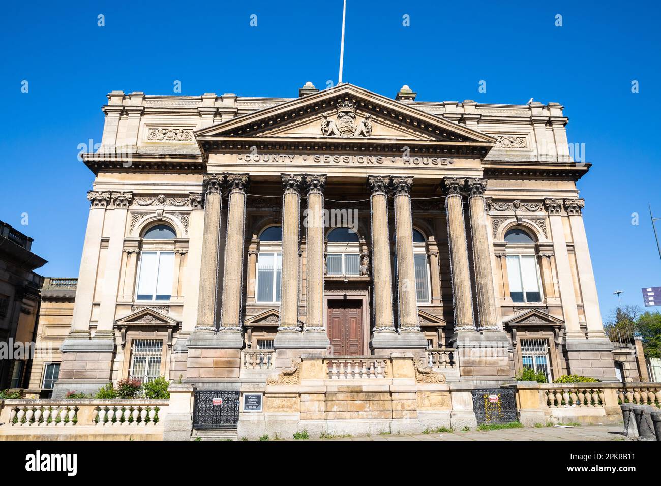 St George's Hall in St George's Place, Liverpool, UK Stock Photo - Alamy
