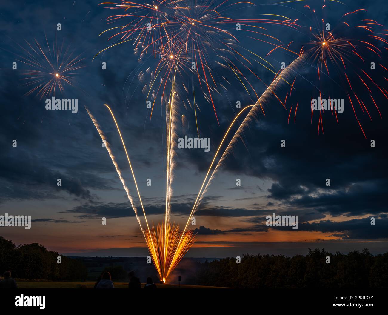 Platinum jubilee fireworks hi-res stock photography and images - Alamy