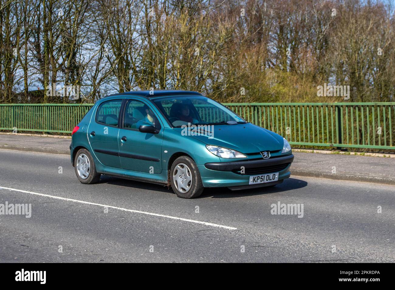 Green peugeot 206 cars hi-res stock photography and images - Alamy