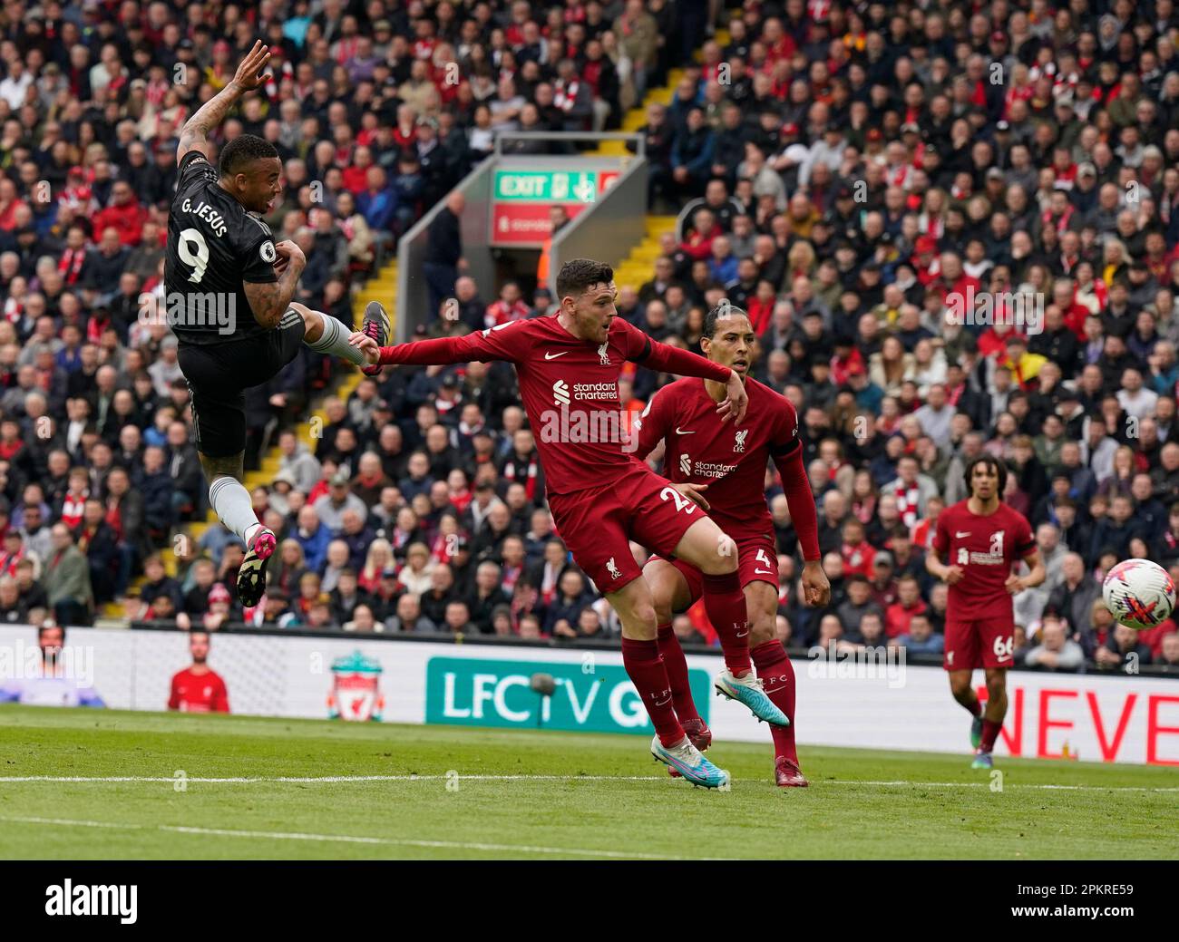 Gabriel jesus arsenal goal hi-res stock photography and images - Alamy