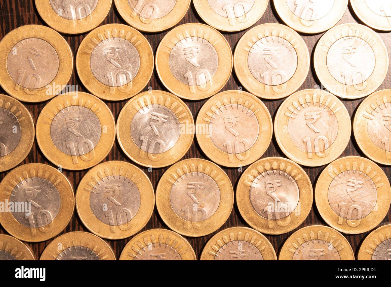 Coin texture hi-res stock photography and images - Alamy