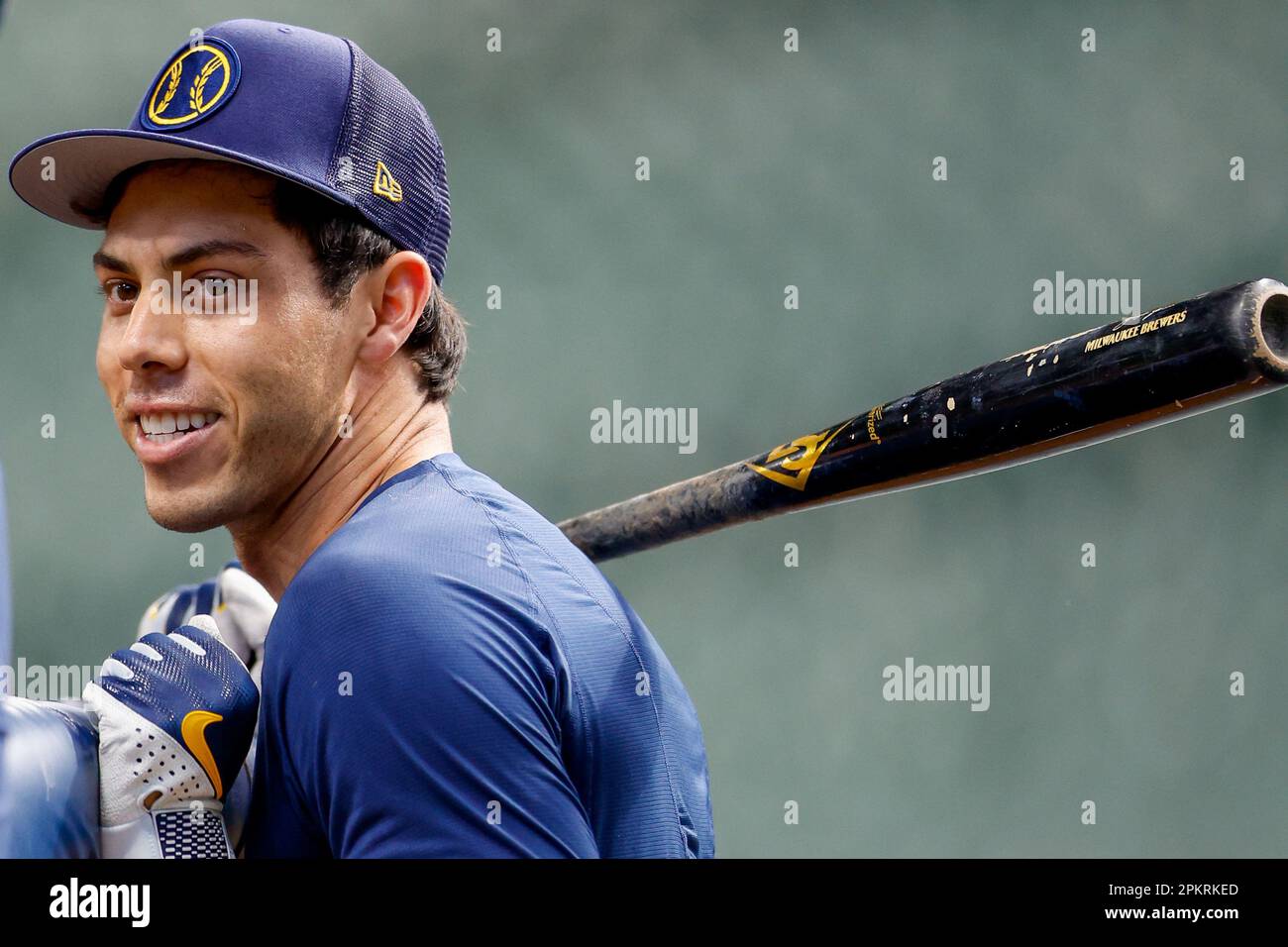 April 8, 2023: Milwaukee Brewers left fielder Christian Yelich (22 ...