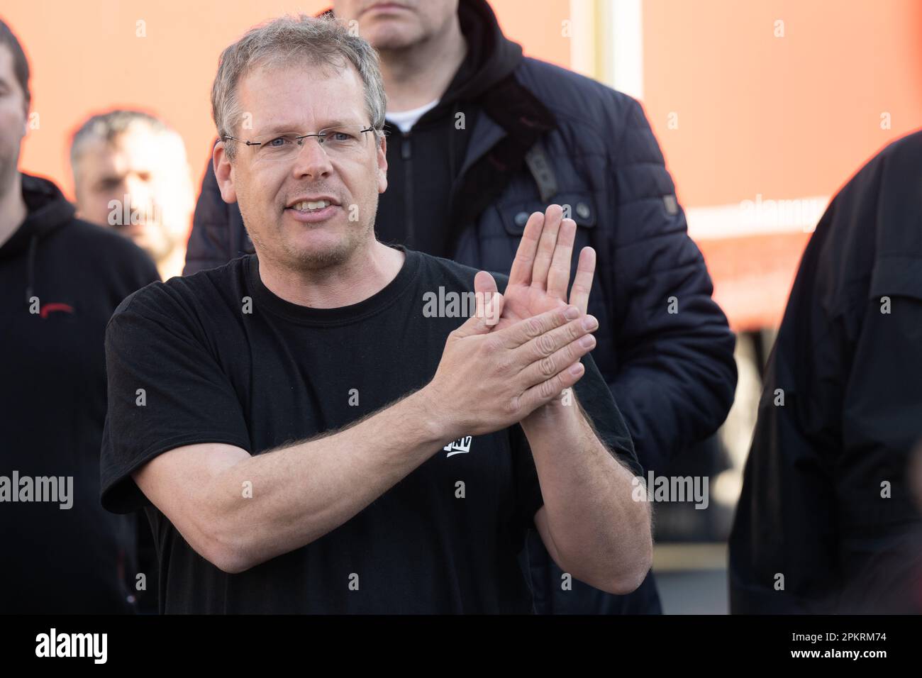 Truck drivers team hi-res stock photography and images - Alamy