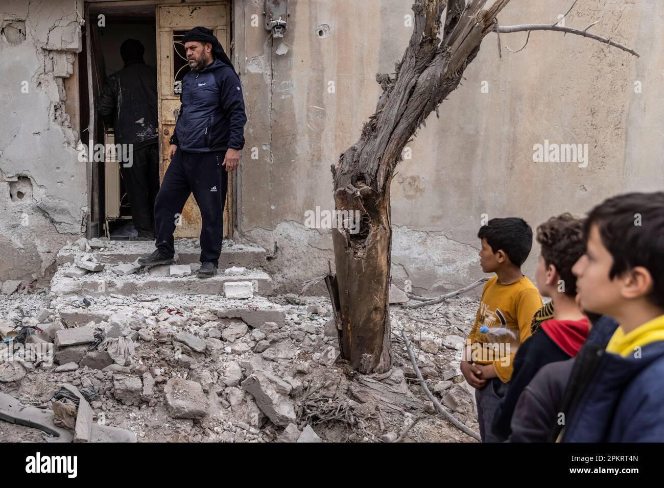 Sarmin, Syria. 09th Apr, 2023. Syrians inspect a damaged house ...