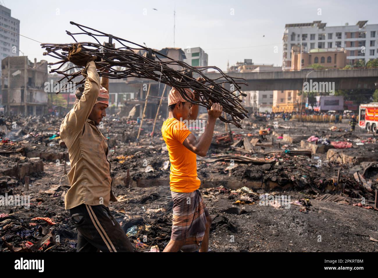 Bangabazar market fire fire has caused extensive damage to the clothing ...