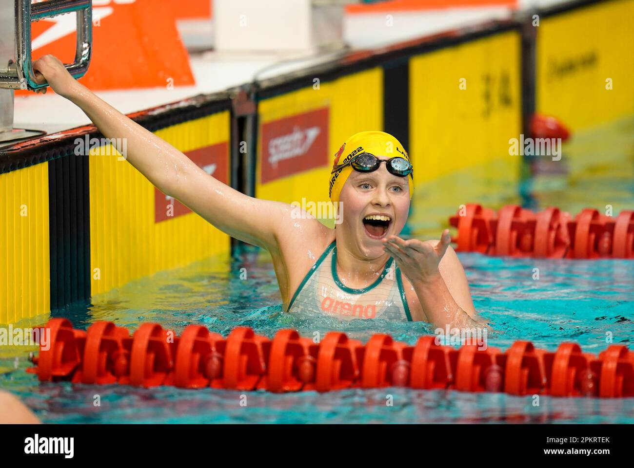 Amelie Blocksidge celebrates winning the Women's 1500m Freestyle Final ...