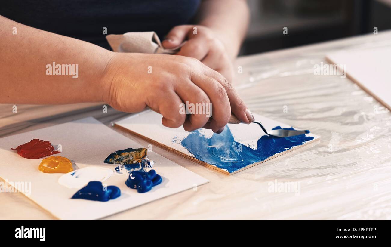 Painting process female artist inspiration muse Stock Photo - Alamy