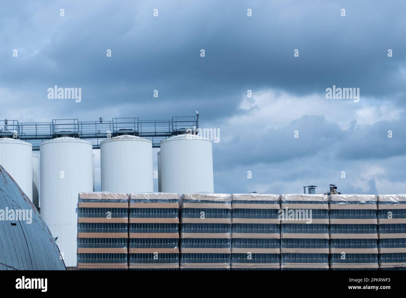 Production racks of packaging for empty beer bottles at a brewery Stock ...