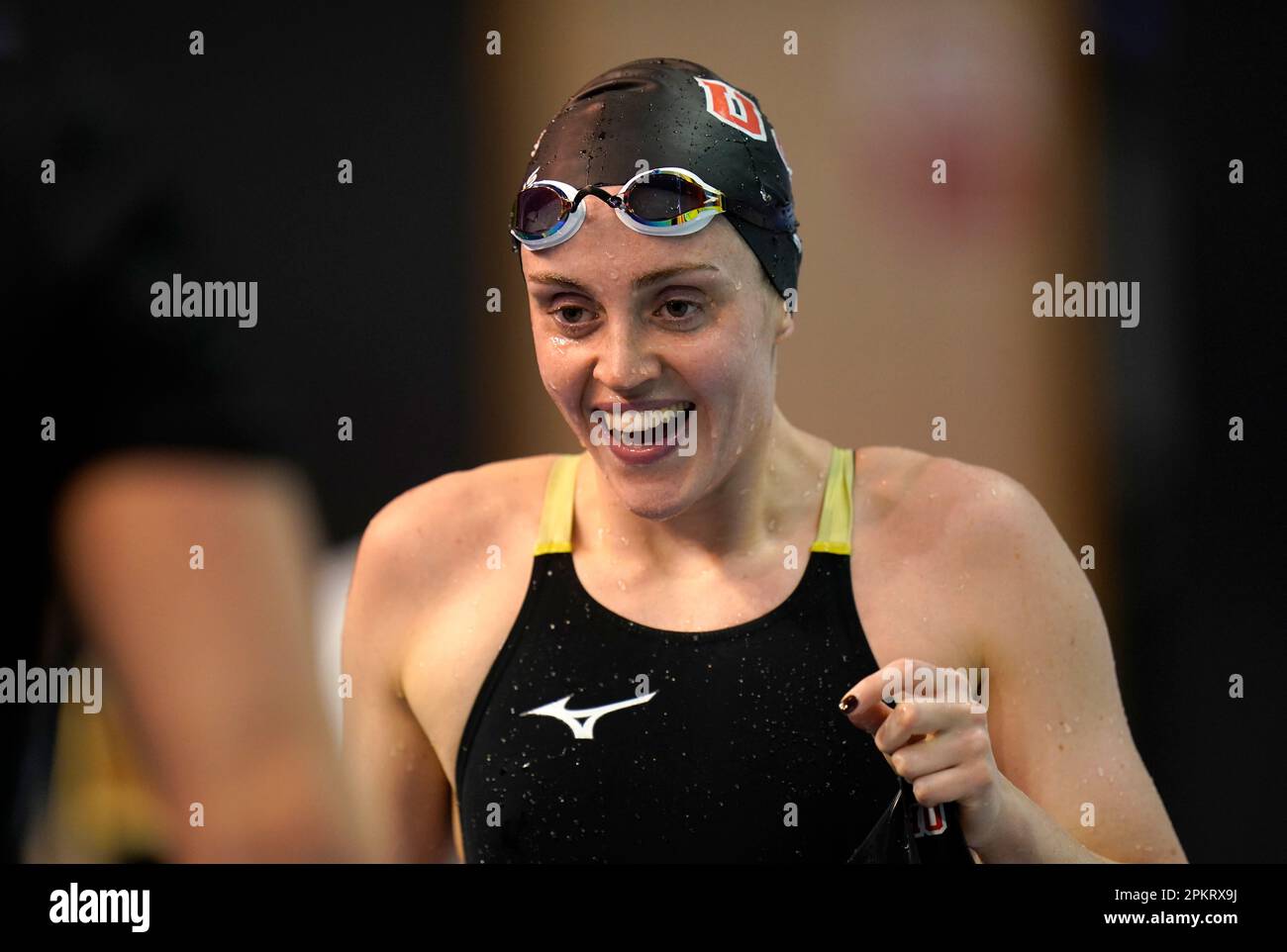Kara Hanlon celebrates after winning the Women's 100m Breaststroke ...