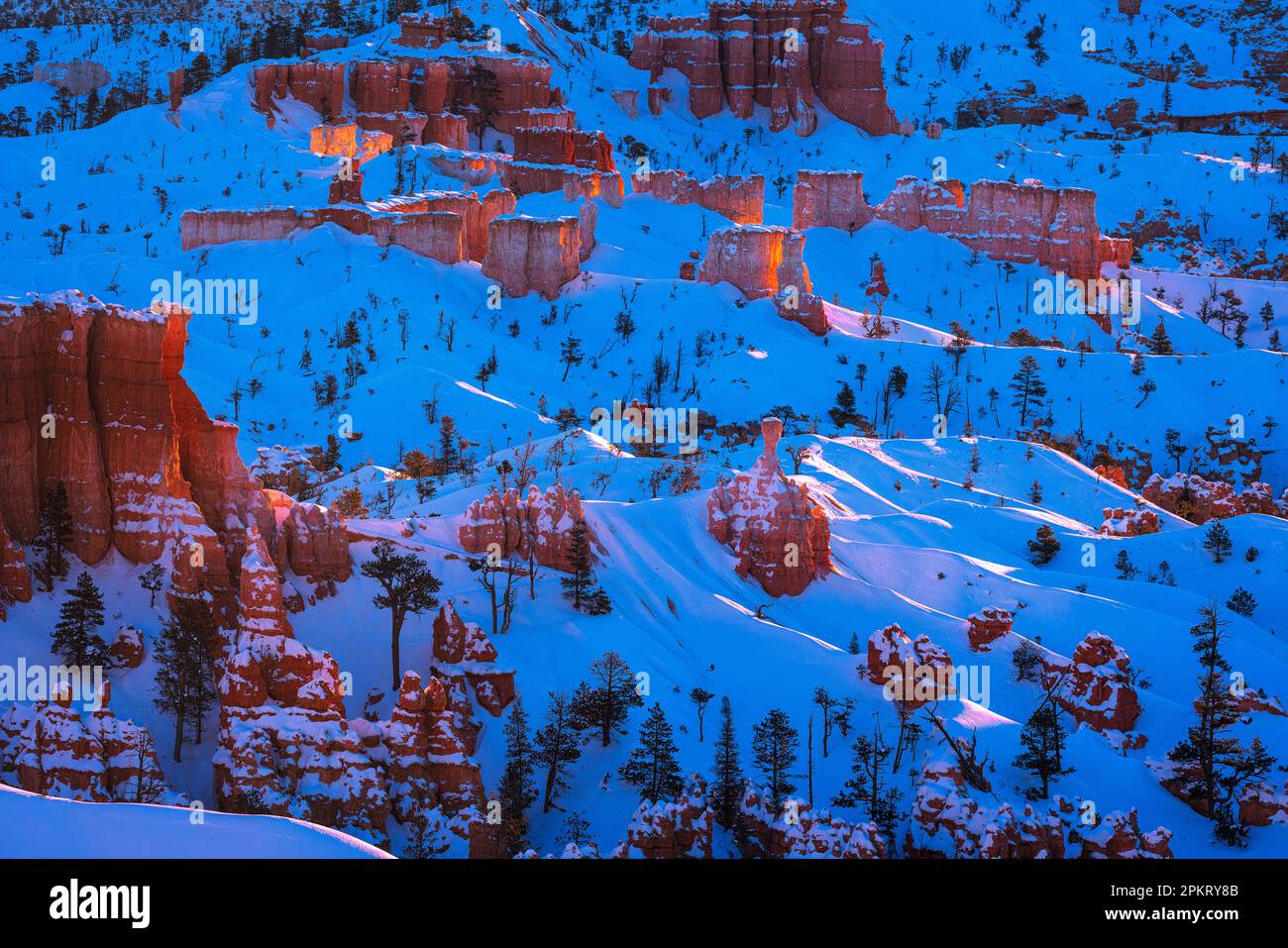 Winter sunrise light over Bryce Canyon National Park in Utah from ...