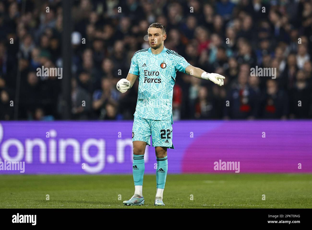 ROTTERDAM - Feyenoord goalkeeper Timon Wellenreuther during the Dutch ...