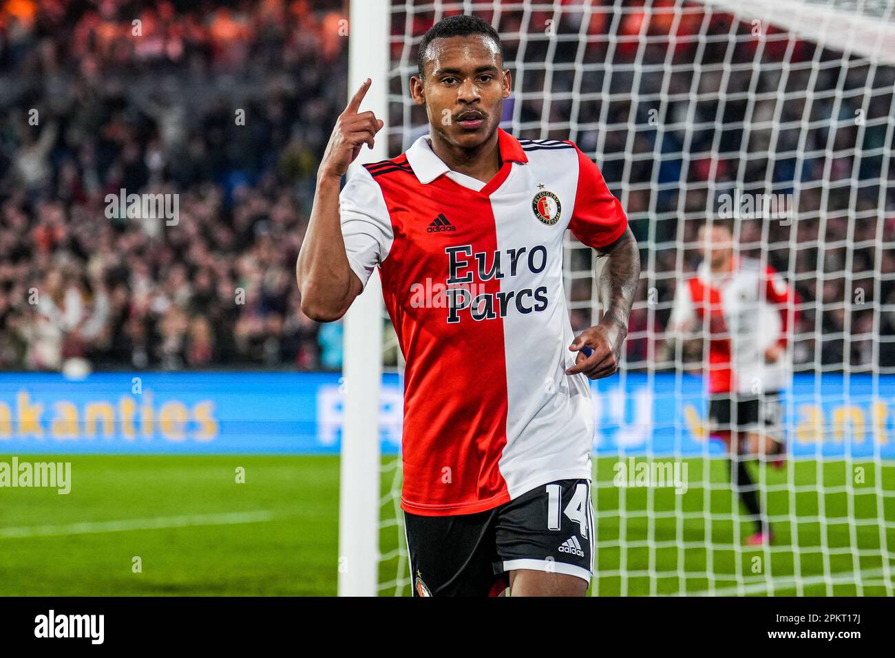 Rotterdam - Igor Paixao of Feyenoord scores the 2-0 during the match ...