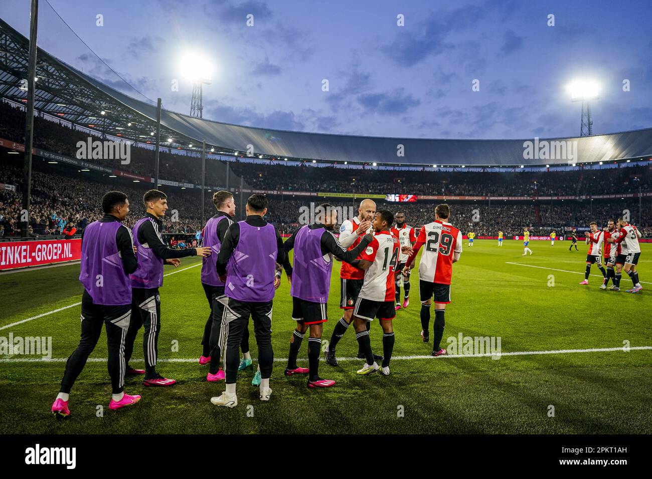 Rotterdam - Igor Paixao of Feyenoord celebrates the 2-0 during the ...