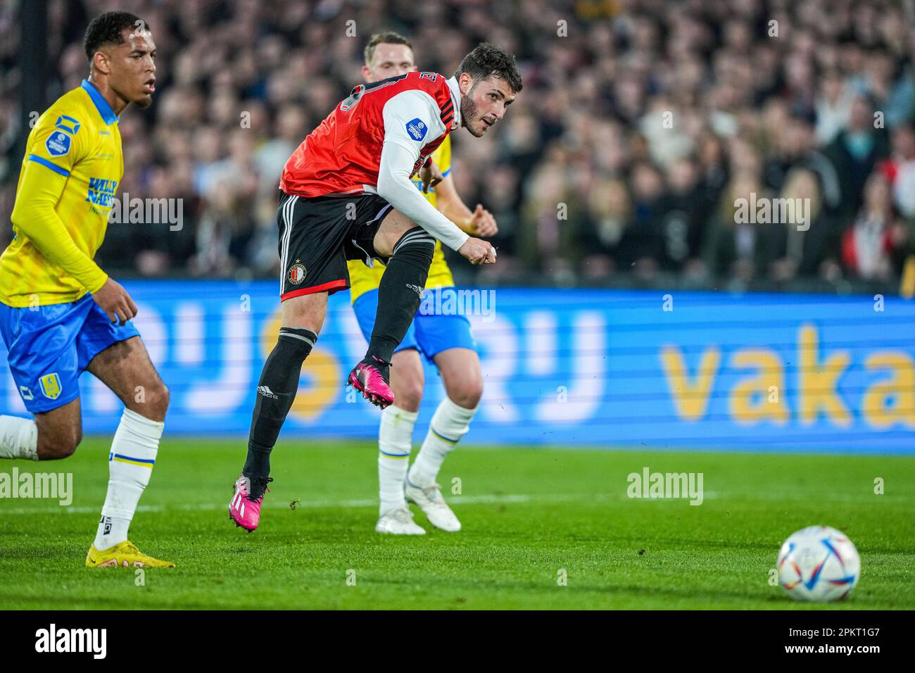Rotterdam - Santiago Gimenez of Feyenoord during the match between ...