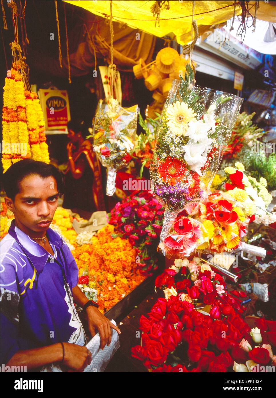 A flower stand in the market in Goa, India Stock Photo - Alamy