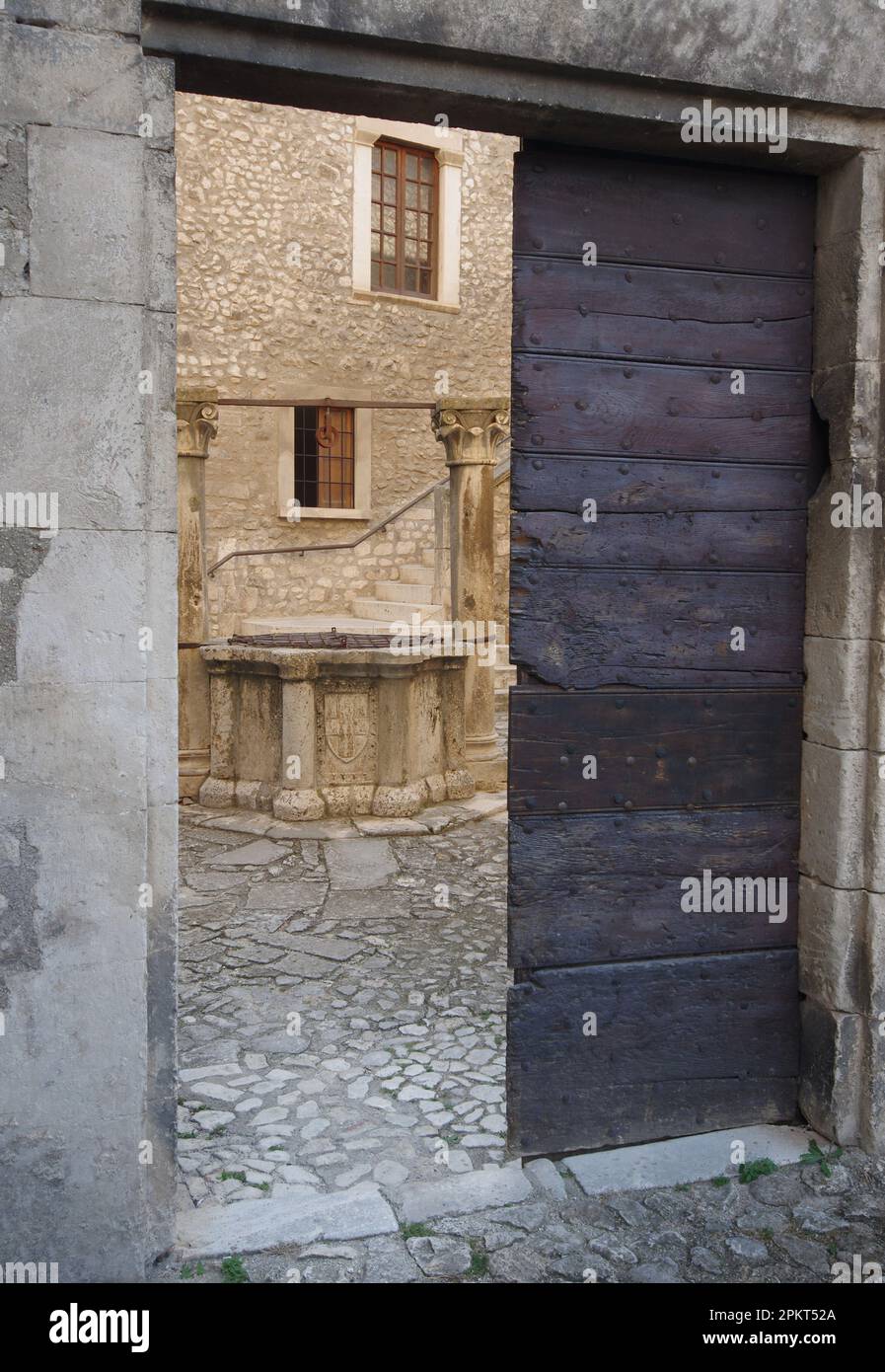 Internal house structure wood hi-res stock photography and images - Alamy