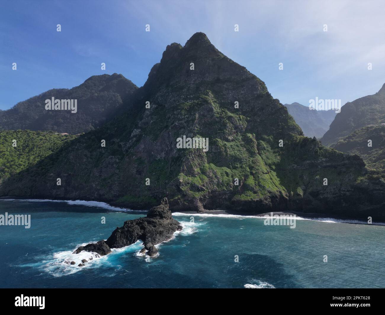 Panoramic view towering sea hi-res stock photography and images - Alamy