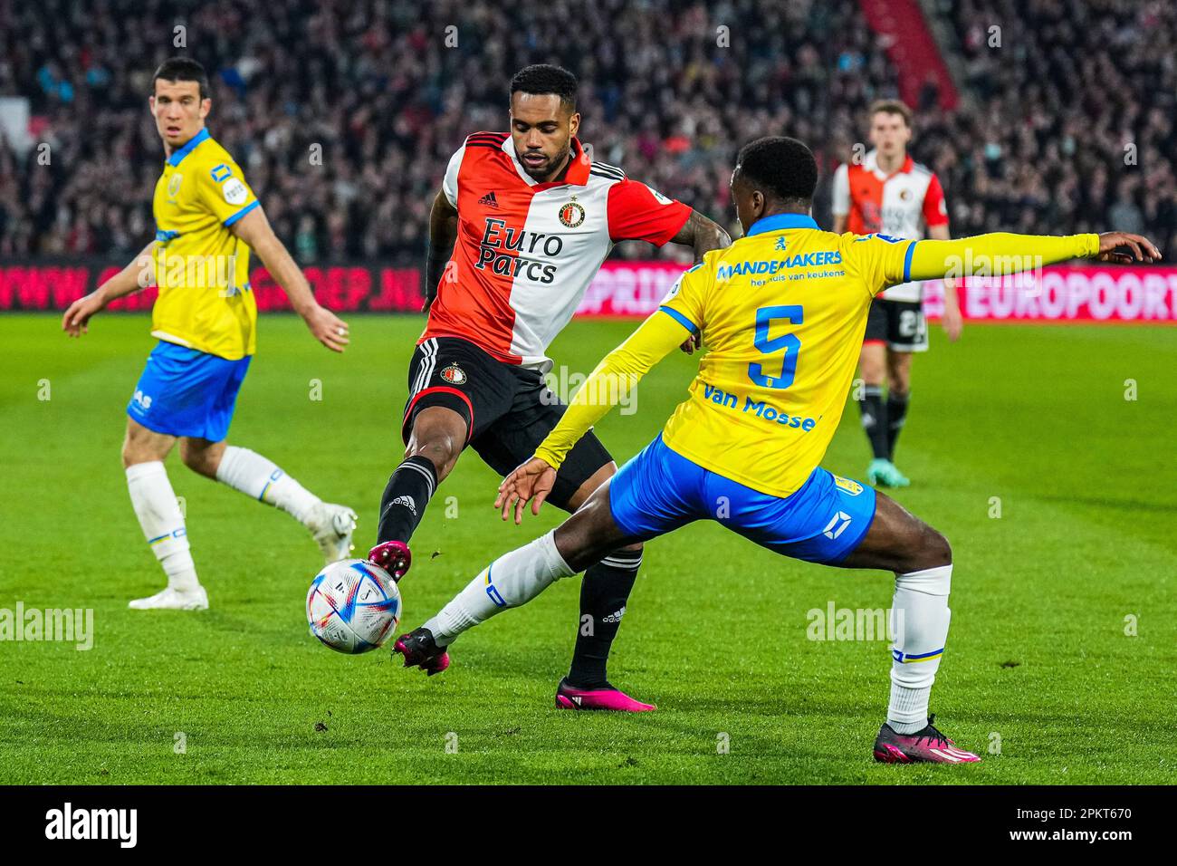 Rotterdam - Danilo Pereira da Silva of Feyenoord, Quilindschy Hartman ...